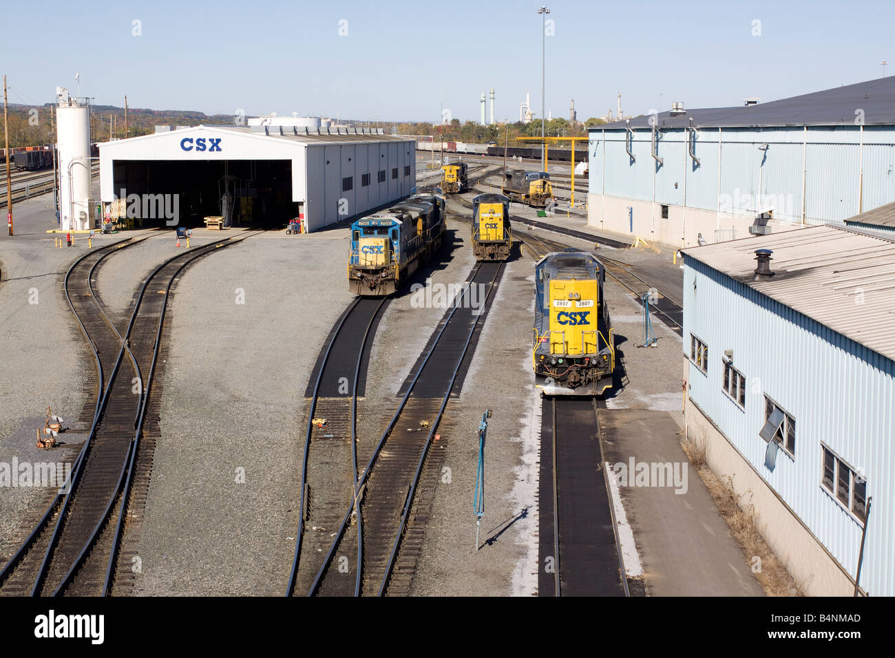 Diesel locomotive repair facility hi-res stock photography and images ...