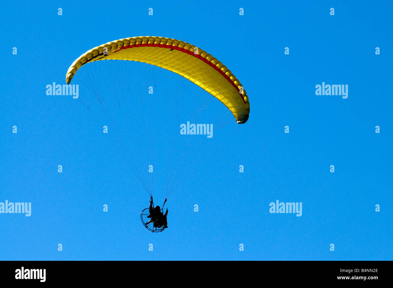 Motorized kite hi-res stock photography and images - Alamy