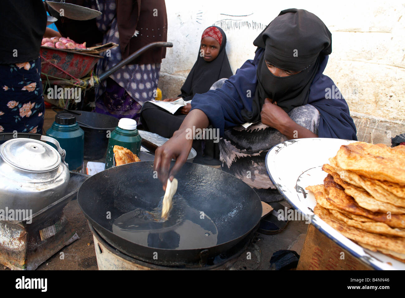 Street food in Hargeisa, Somaliland, Somalia Stock Photo - Alamy
