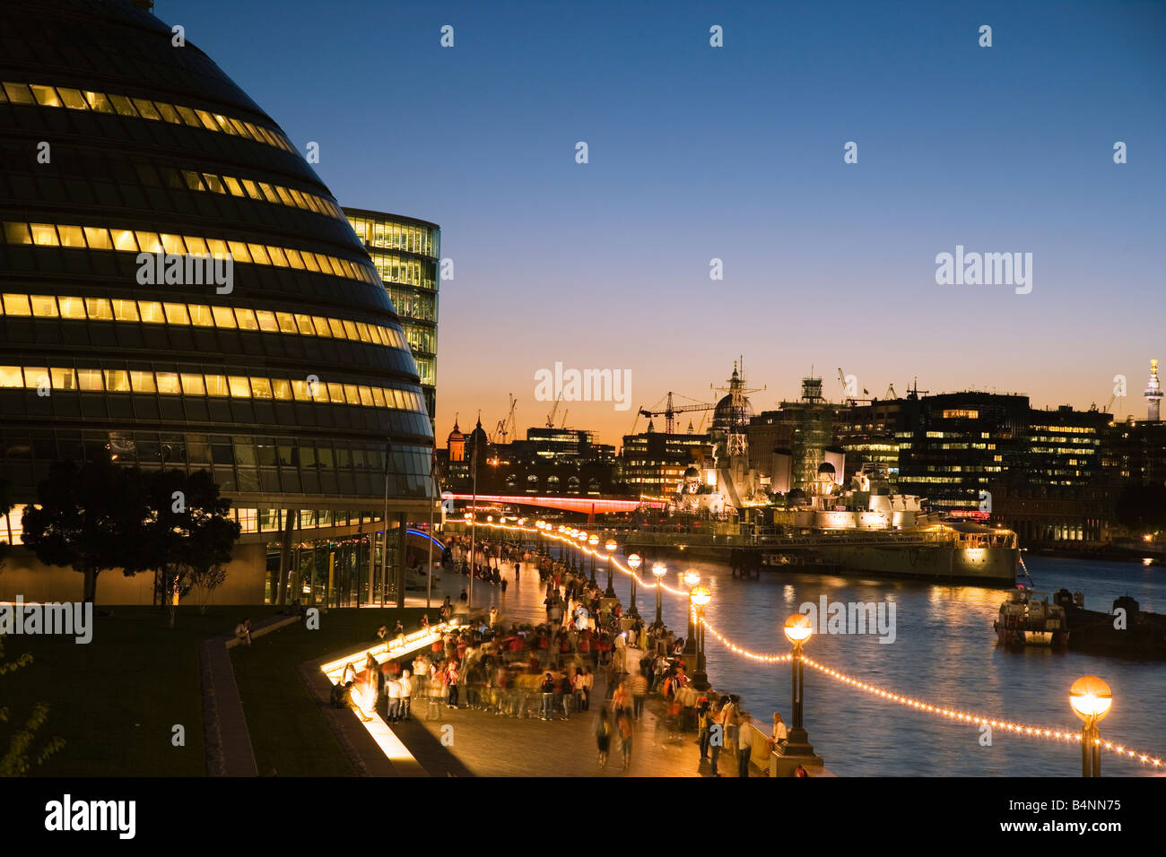 Hms sutherland london hi-res stock photography and images - Alamy