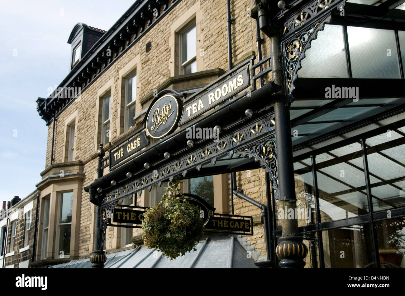 Betty’s tea rooms harrogate hi-res stock photography and images - Alamy