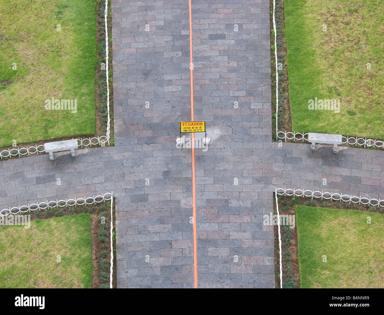 The equator line Äquator aequator QUITO ECUADOR border bound boundary ...