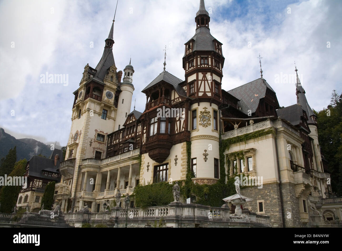 Magnificent castle hi-res stock photography and images - Alamy