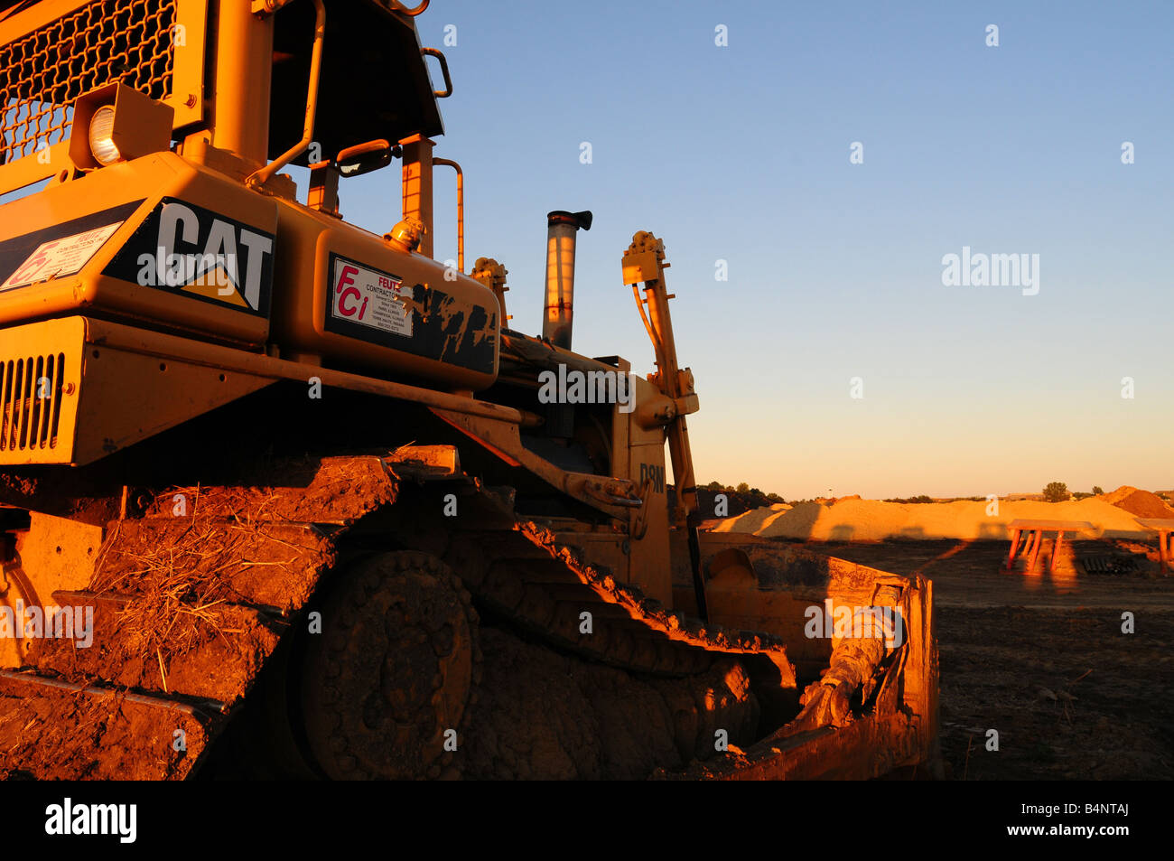 Caterpillar bulldozer hi-res stock photography and images - Alamy