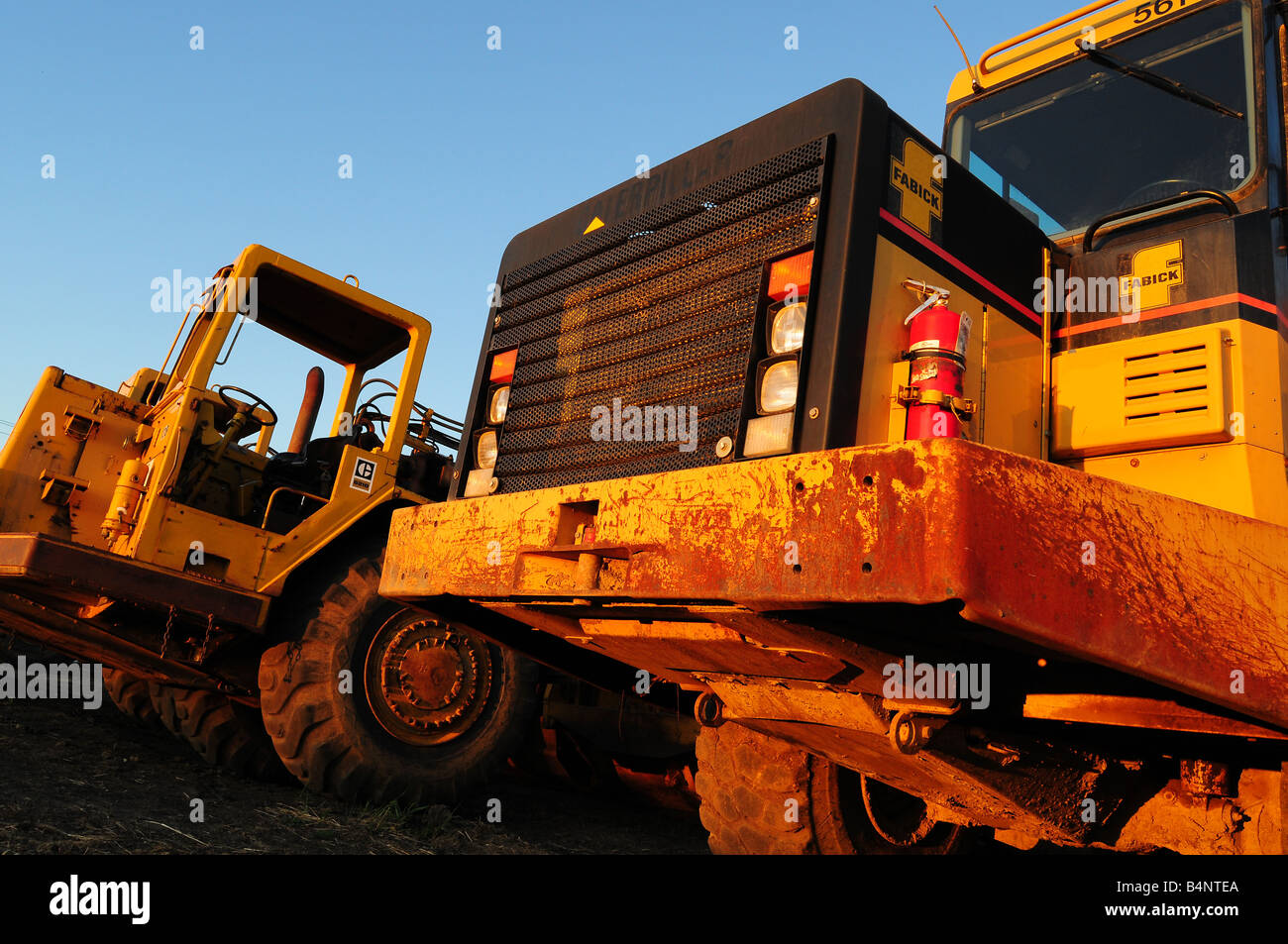Cat or Caterpillar scraper earth mover Stock Photo - Alamy