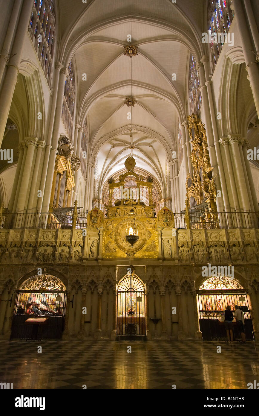 Toledo cathedral interior hi-res stock photography and images - Alamy