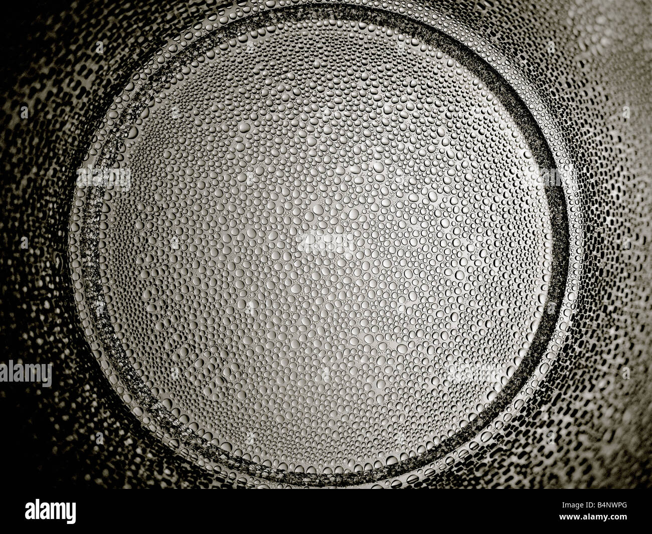 Water liquid h20 water drops circle hi-res stock photography and images ...