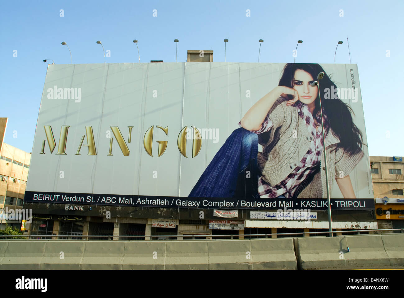 Billboard mango hi-res stock photography and images - Alamy