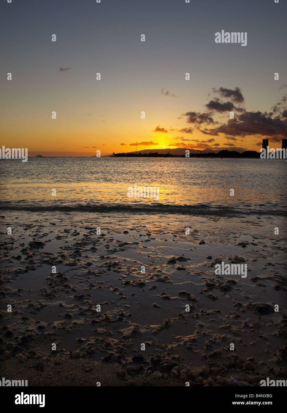 Sunset at Ala Moana Beach Park, Oahu, Hawaii Stock Photo - Alamy
