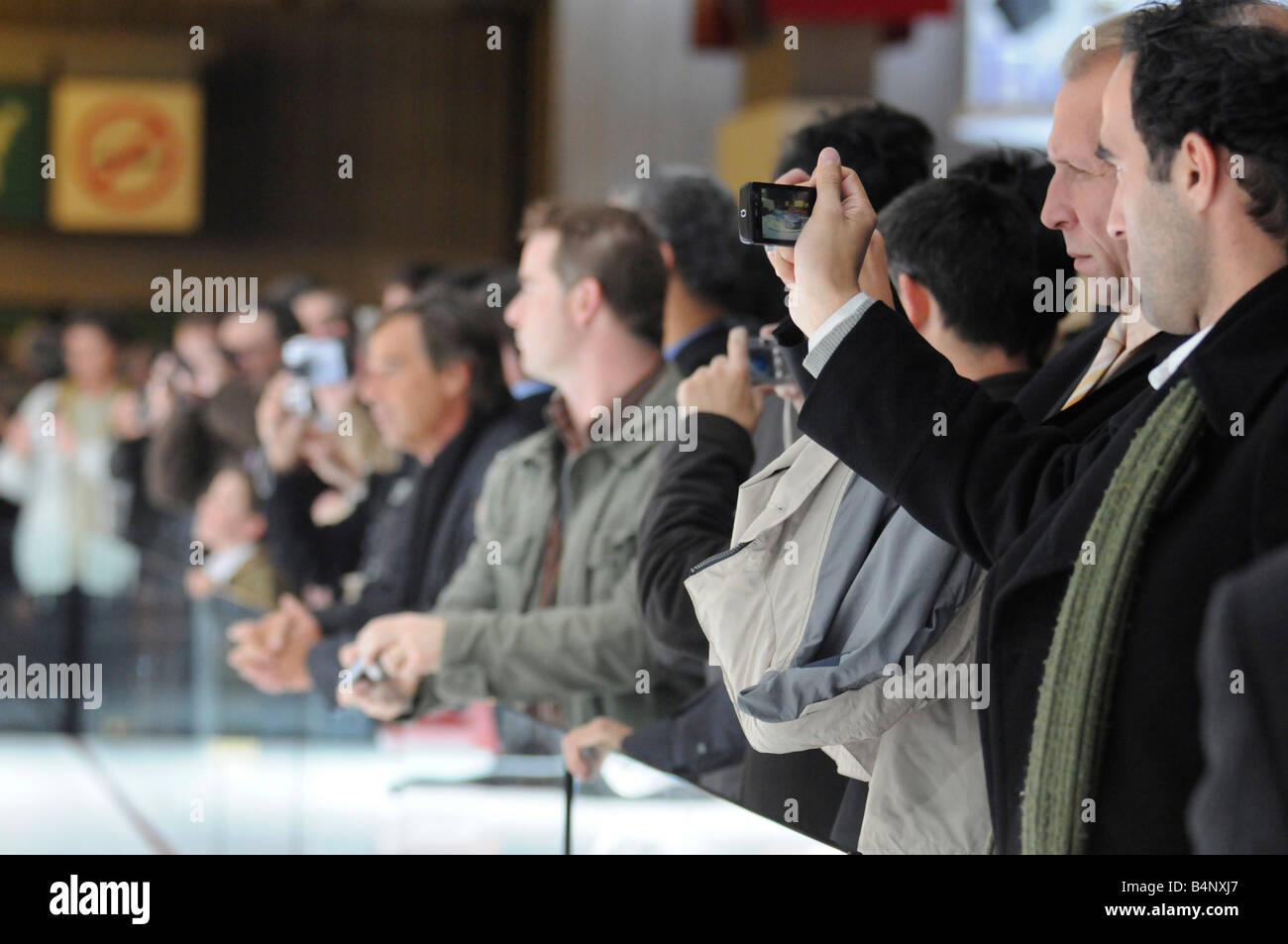 Visitor using camera hi-res stock photography and images - Alamy