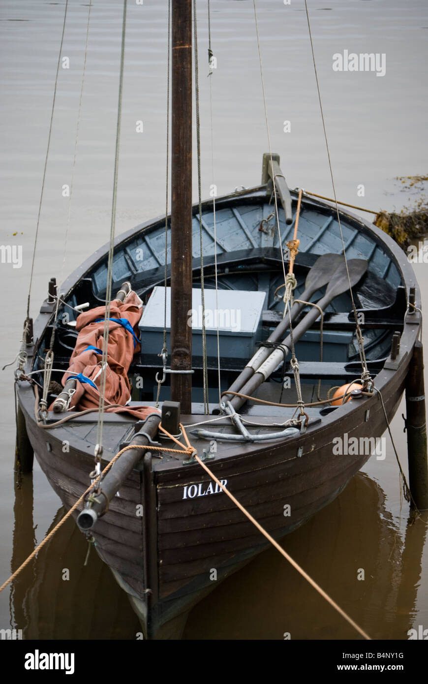 Traditional open hulled fishing boat Stock Photo - Alamy