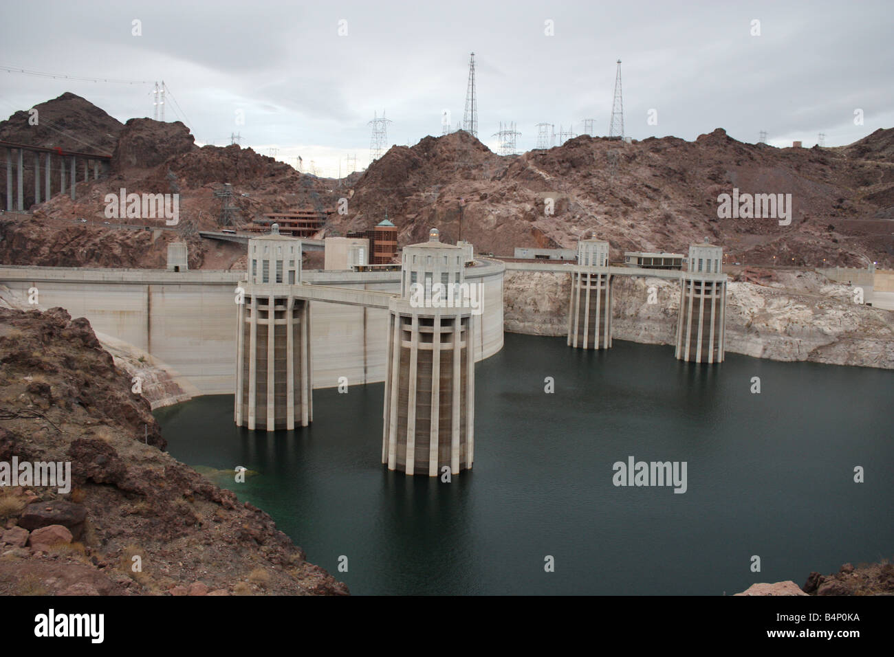 Worlds largest dam hi-res stock photography and images - Alamy