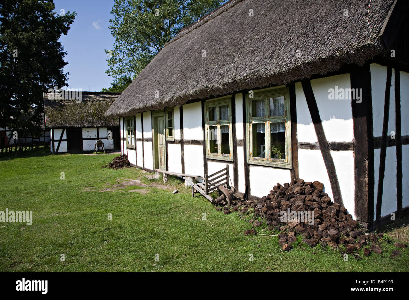 Medieval whitewashed farmhouse hi-res stock photography and images - Alamy