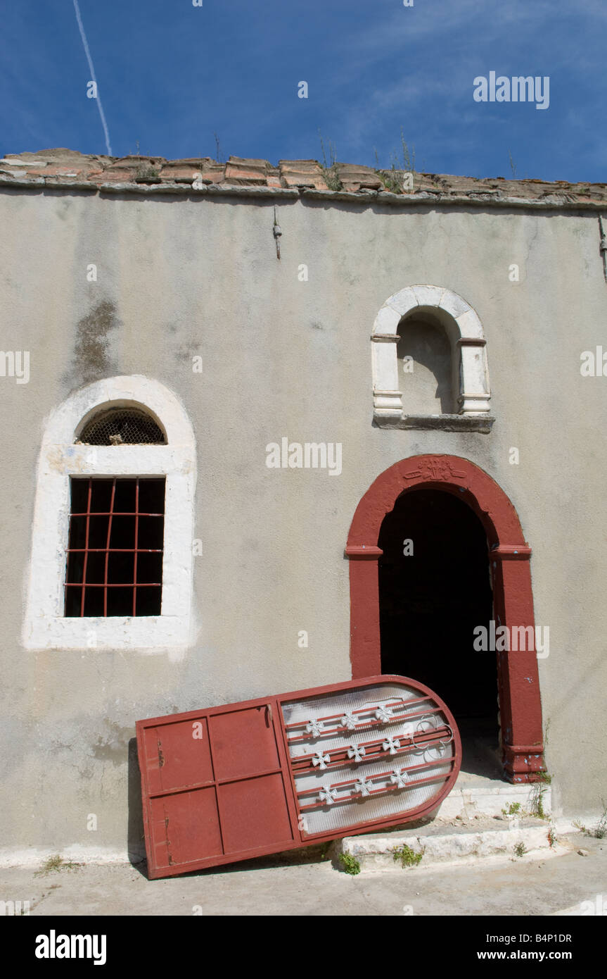 Broken church hi-res stock photography and images - Alamy