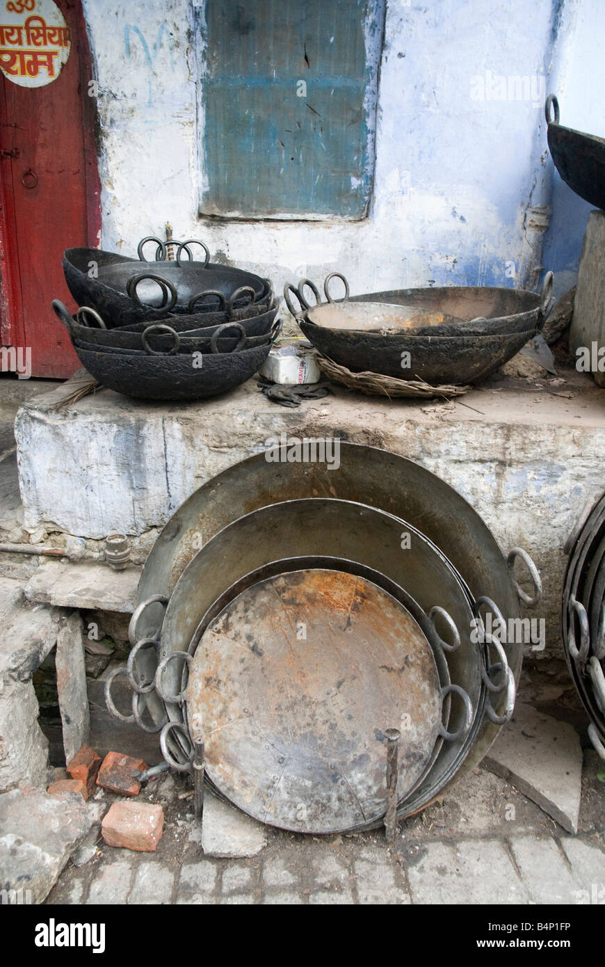 Indian cooking pans hi-res stock photography and images - Alamy