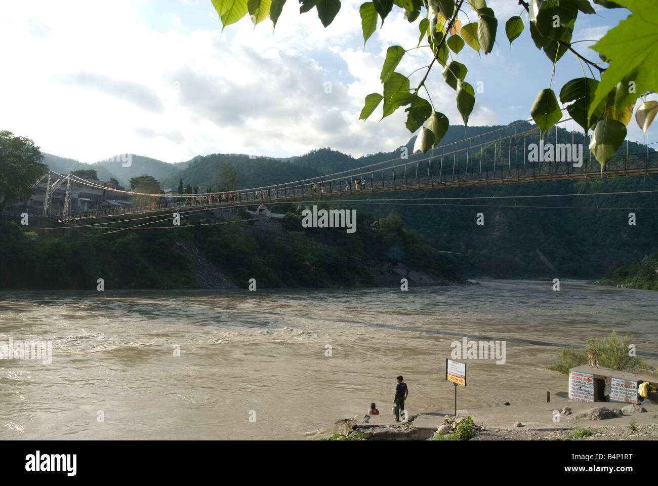 Ram jhula hi-res stock photography and images - Alamy