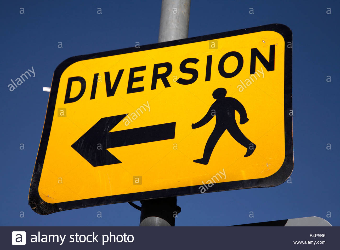 Diversion arrow hi-res stock photography and images - Alamy