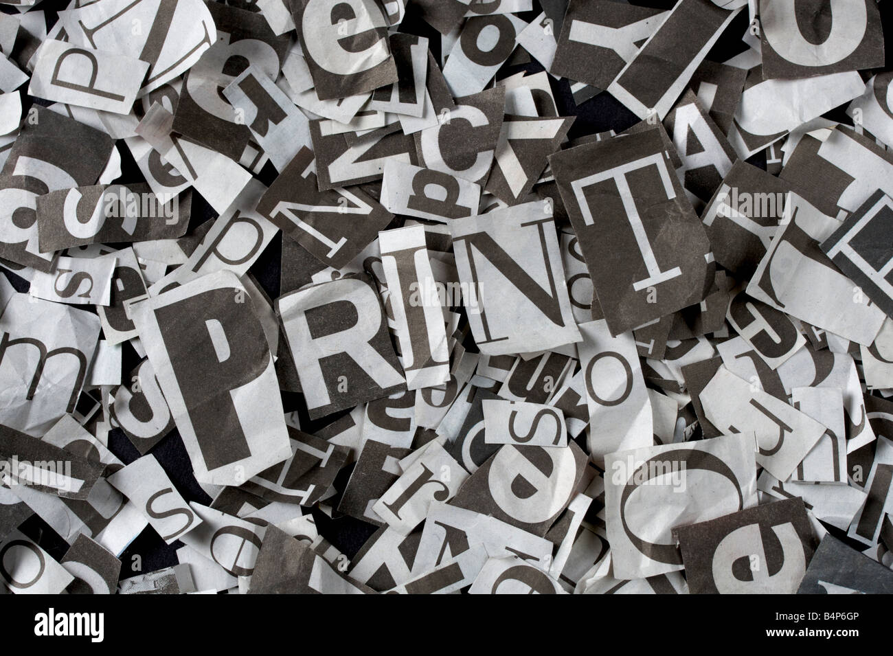 Newspaper cutting hi-res stock photography and images - Alamy