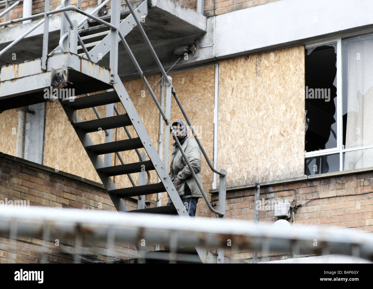 Homelessness tramps hi-res stock photography and images - Alamy