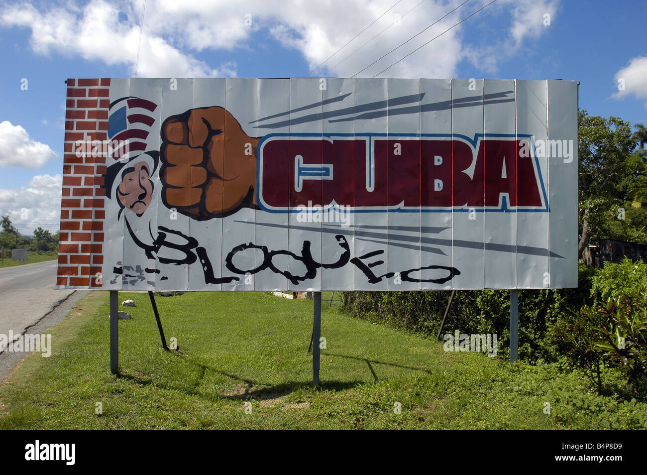 A road sign in Cuba - 2006 Stock Photo - Alamy