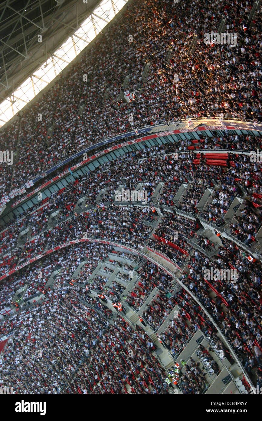 England fans at new Wembley stadium Stock Photo - Alamy