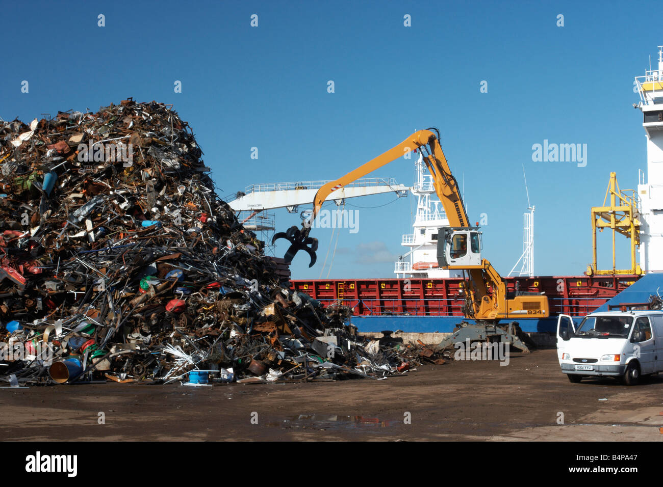 scrap yard,scrap metals,recycle site,great yarmouth harbour Stock Photo ...