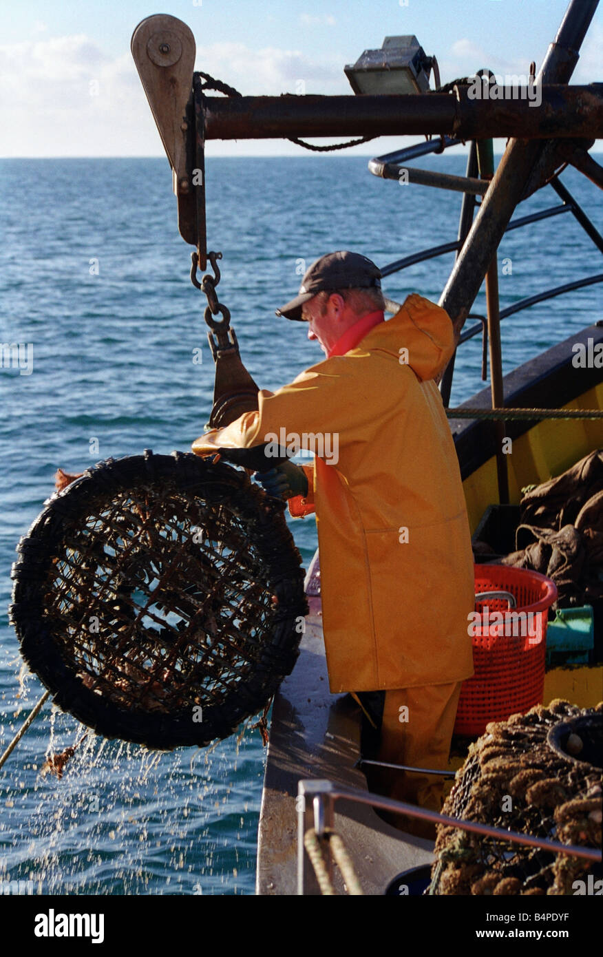 Crab fishing off the south devon coast hi-res stock photography and ...