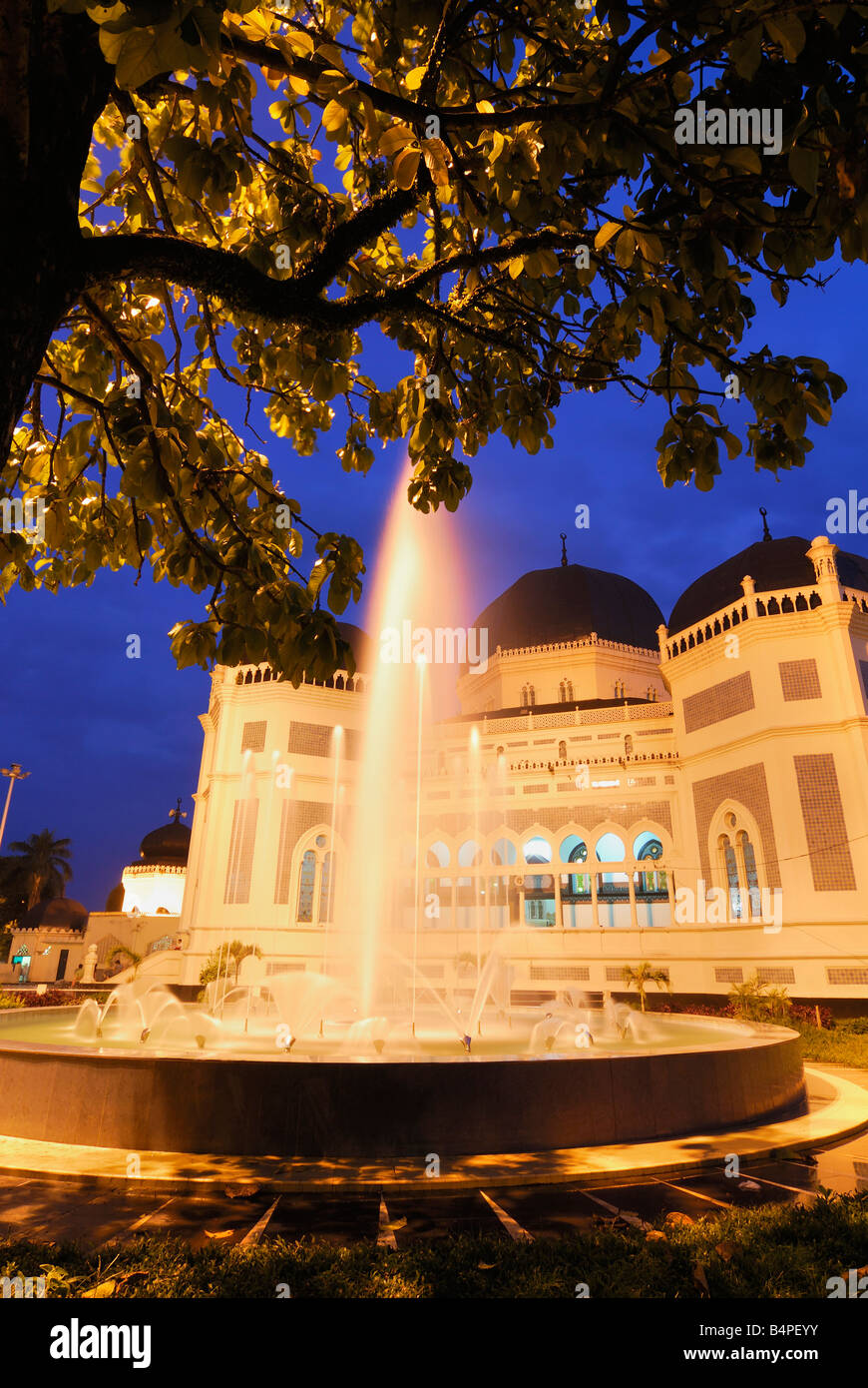 Grand mosque in medan hi-res stock photography and images - Alamy