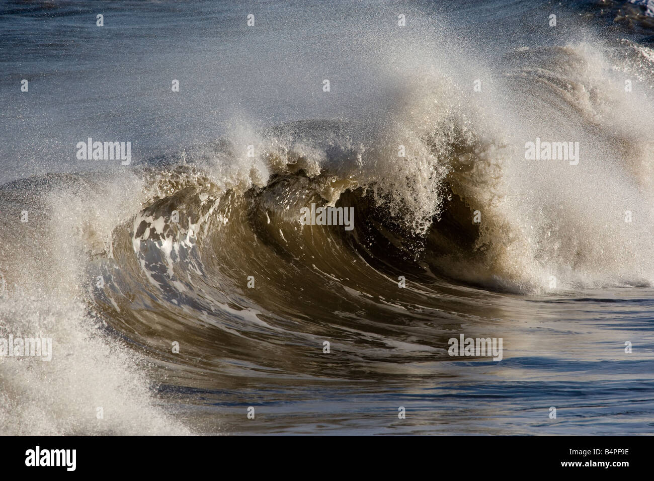 Whitecap wave hi-res stock photography and images - Alamy