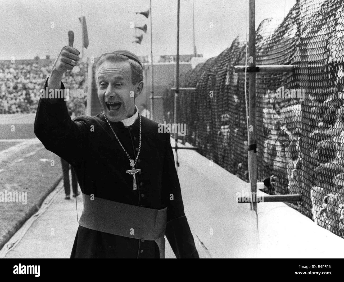 Pope John Paul II visit to Cardiff Wales June 1982 Thumbs up from ...