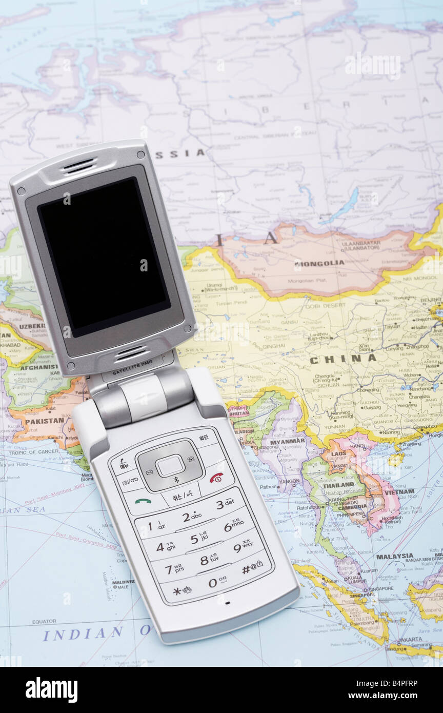 Map on i phone hi-res stock photography and images - Alamy