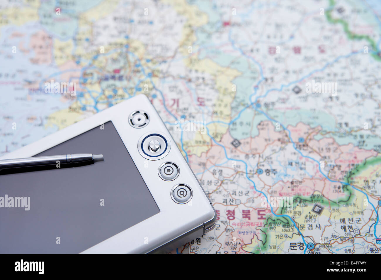 Map on i phone hi-res stock photography and images - Alamy