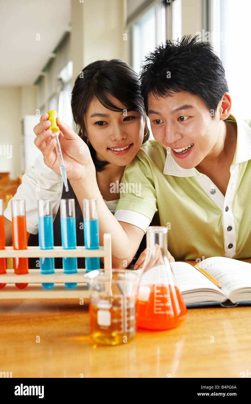 Black student measuring lab hi-res stock photography and images - Alamy