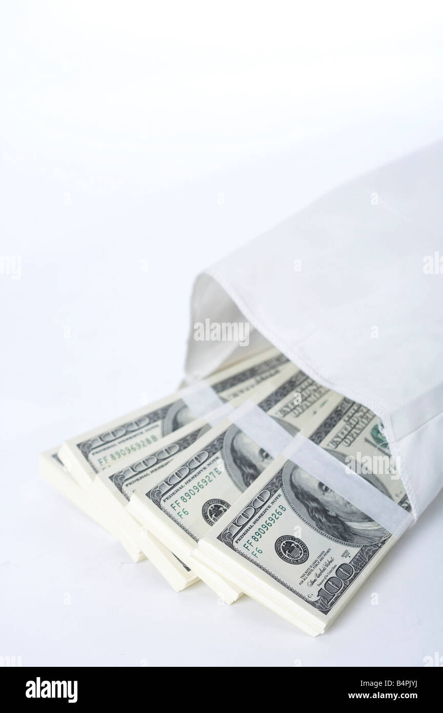 Hundred dollar bill envelope nobody hi-res stock photography and images ...