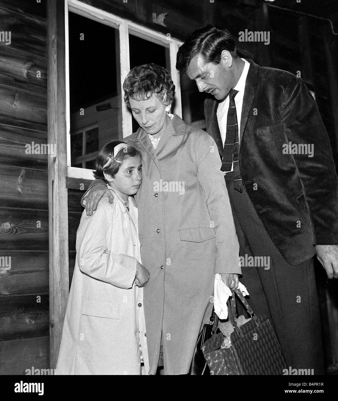 Mrs simpson hi-res stock photography and images - Alamy