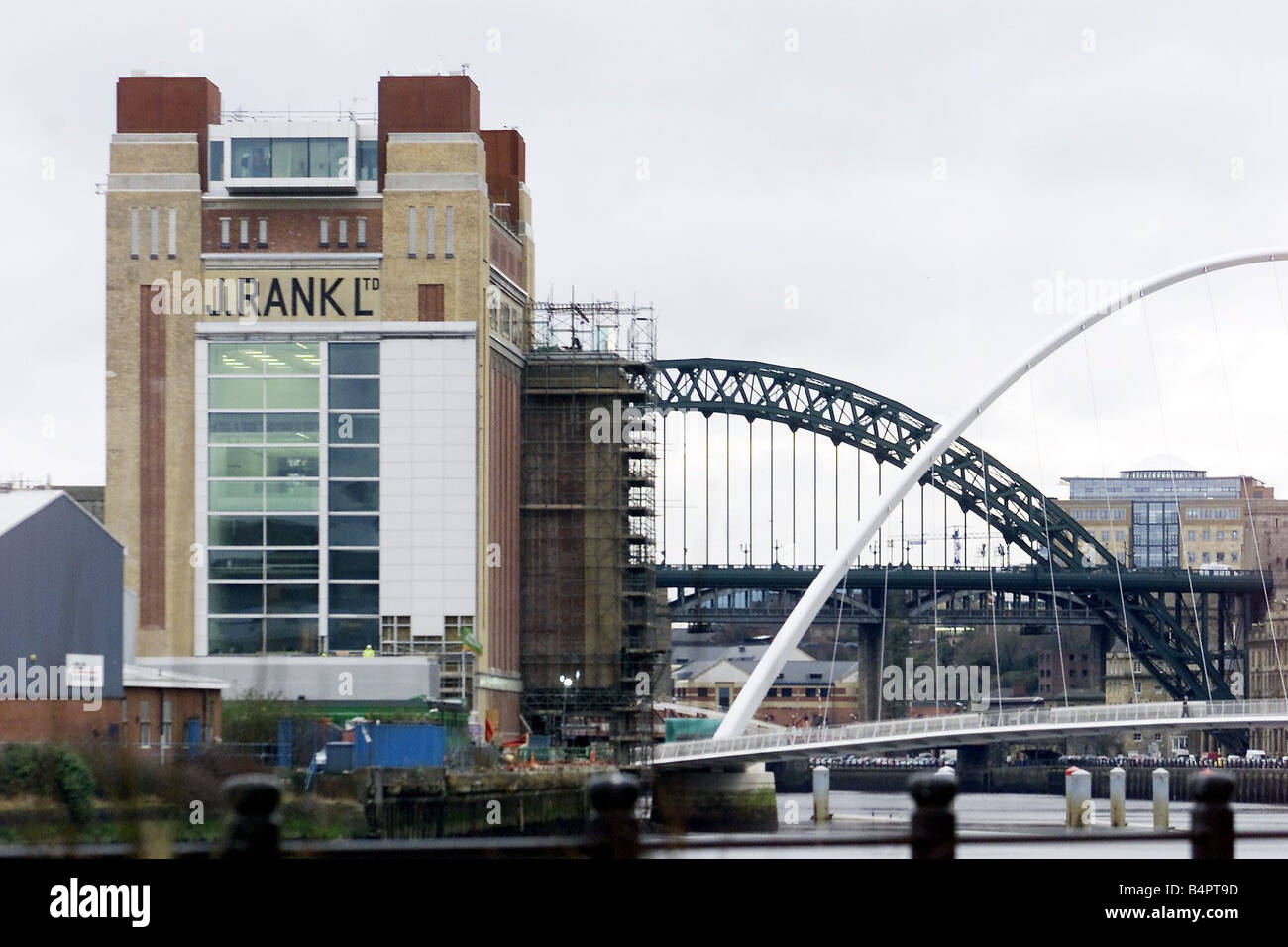 The Gateshead Millennium Bridge and Baltic Art Gallery circa 2005 Stock ...