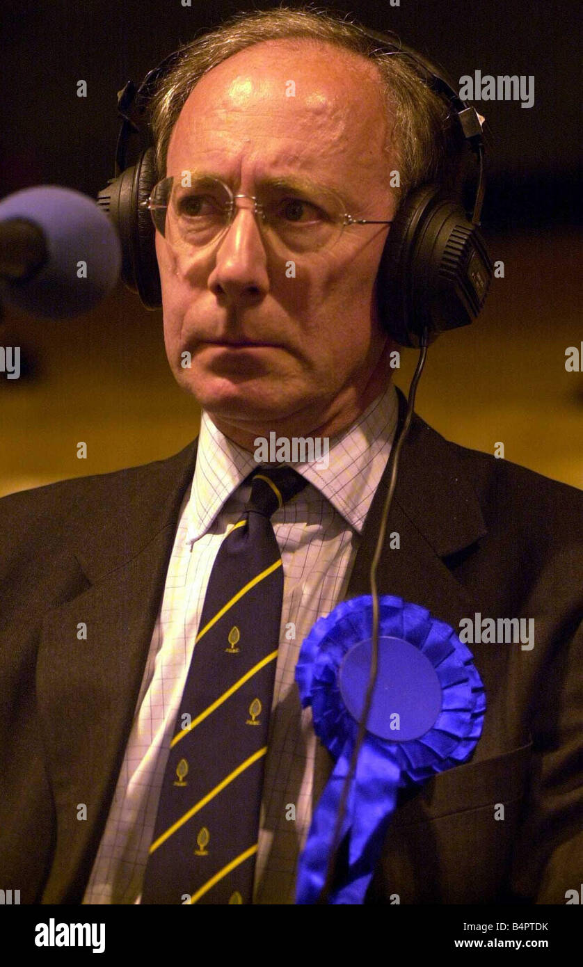Malcolm Rifkind June 2001 during the election count in Edinburgh ...
