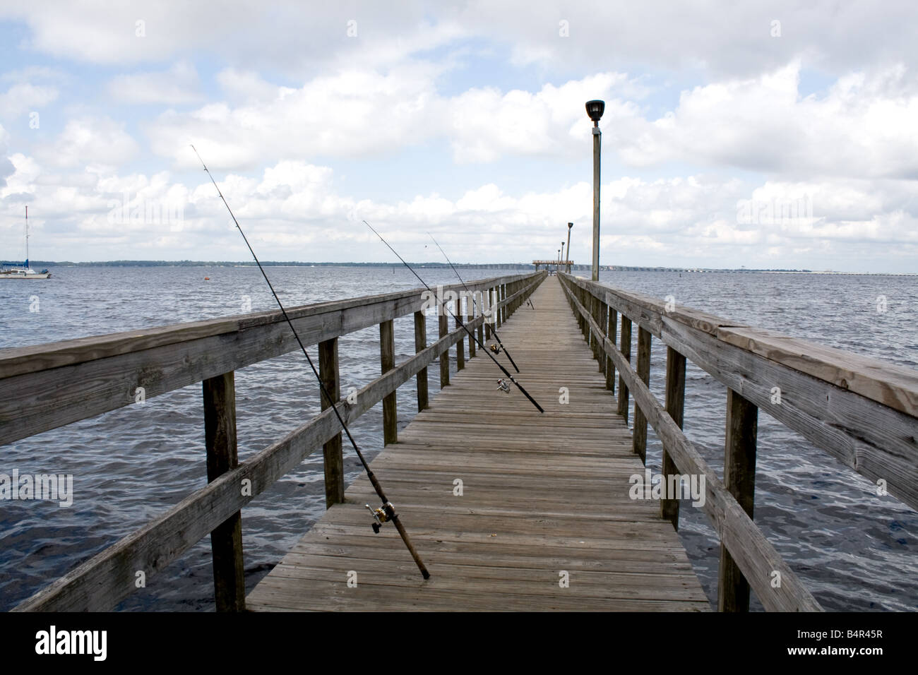 Wooden railings hi-res stock photography and images - Alamy