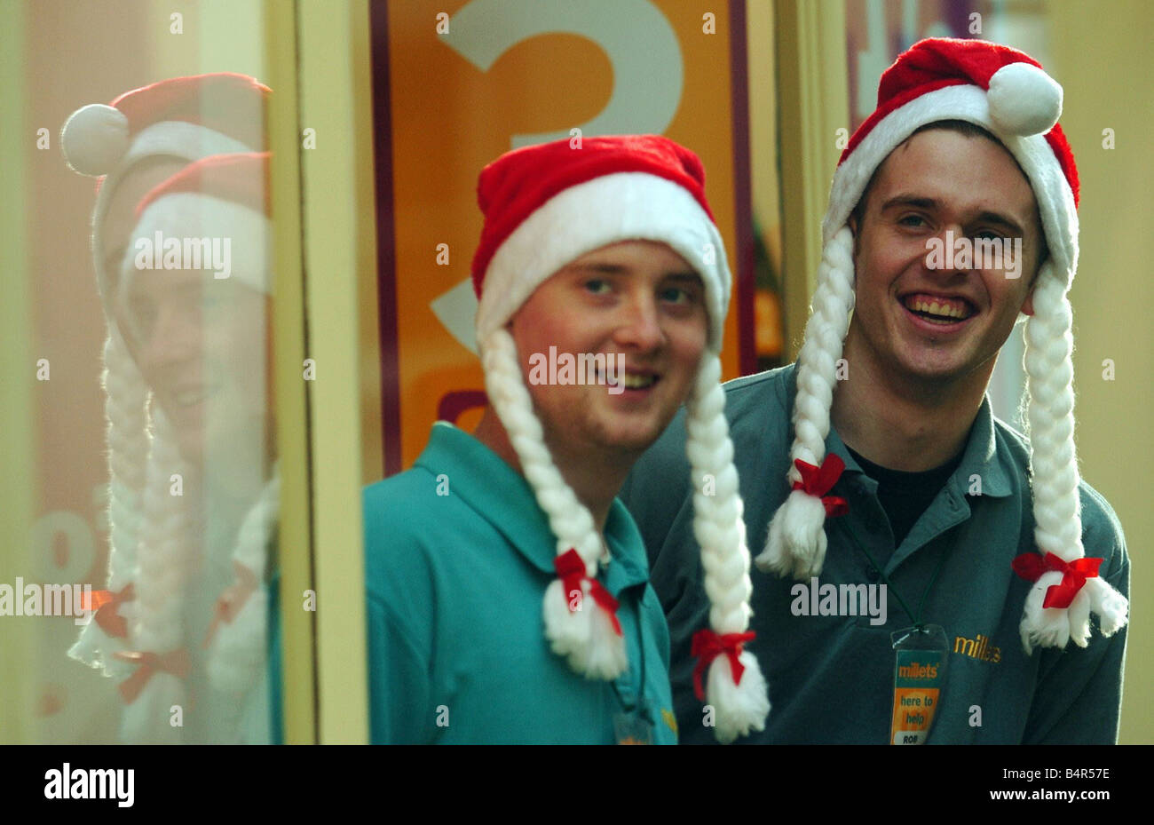 Sales assistants hi-res stock photography and images - Alamy