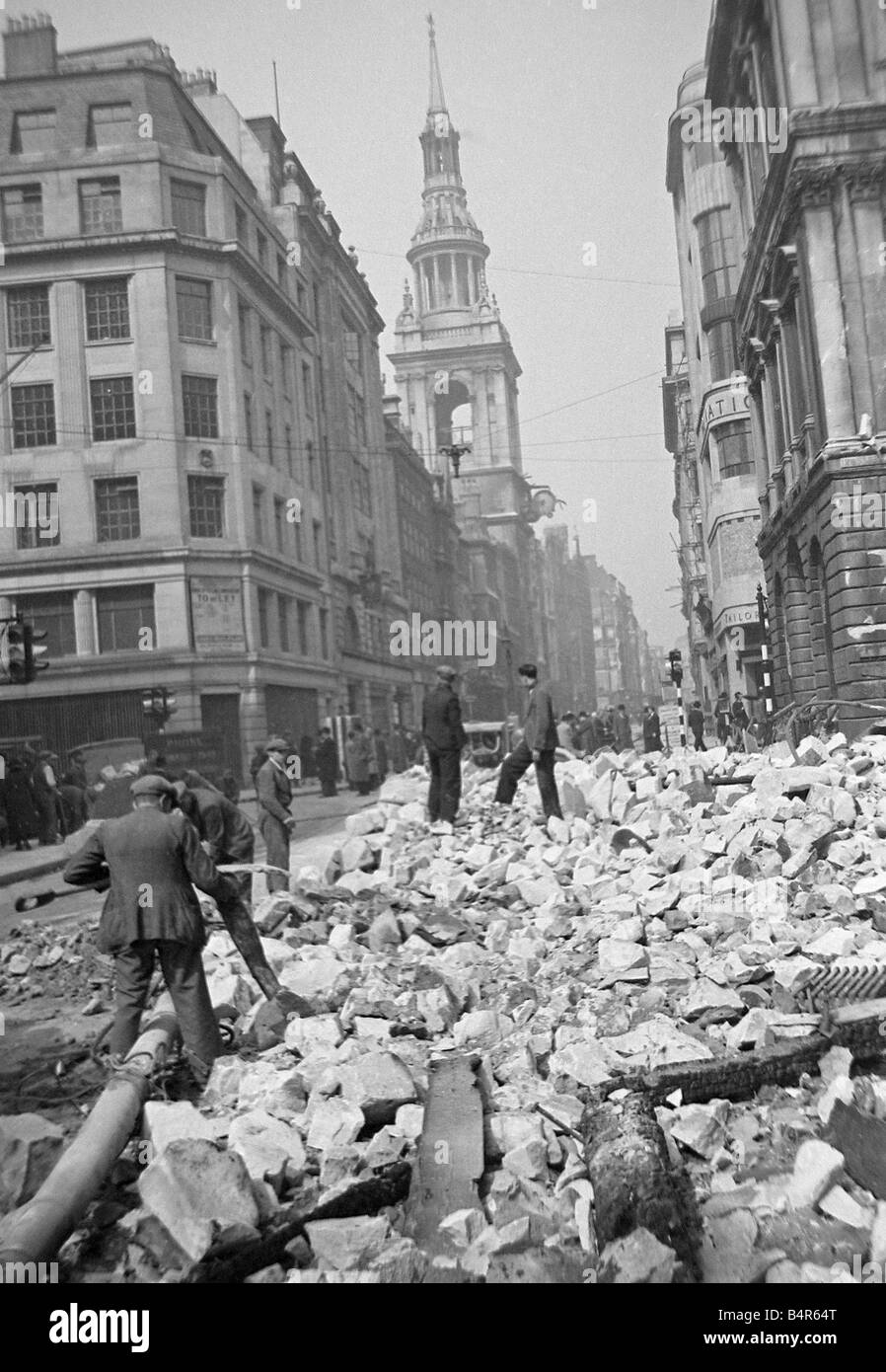 London Air Raid Damage Ww2 Stock Photos & London Air Raid Damage Ww2 ...