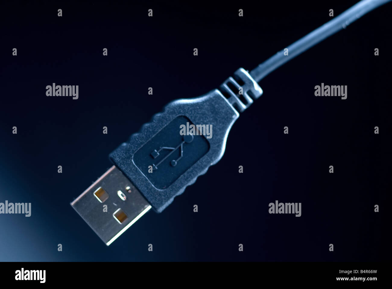 Black USB computer cable Stock Photo - Alamy