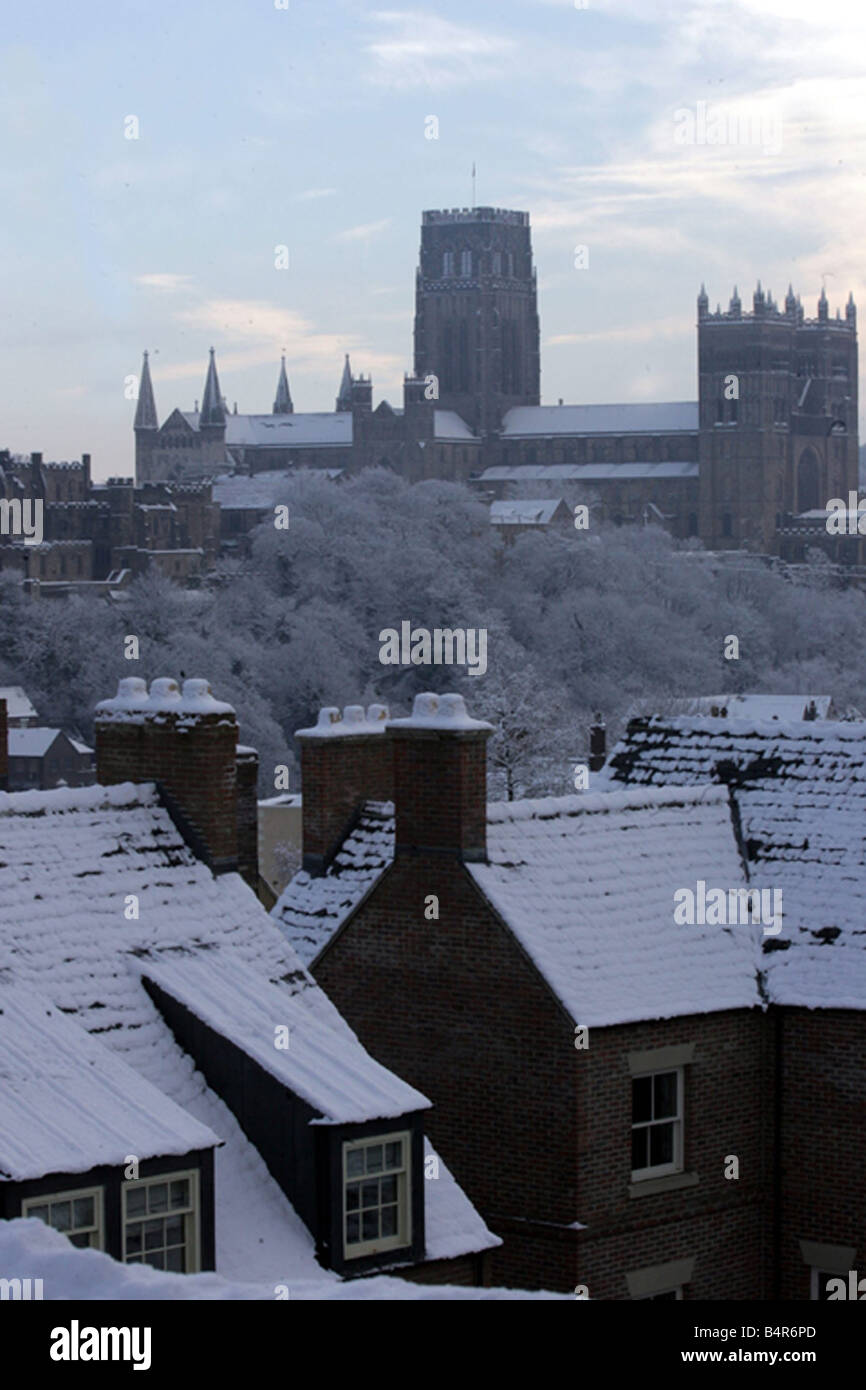 Durham cathedral snow winter hi-res stock photography and images - Alamy