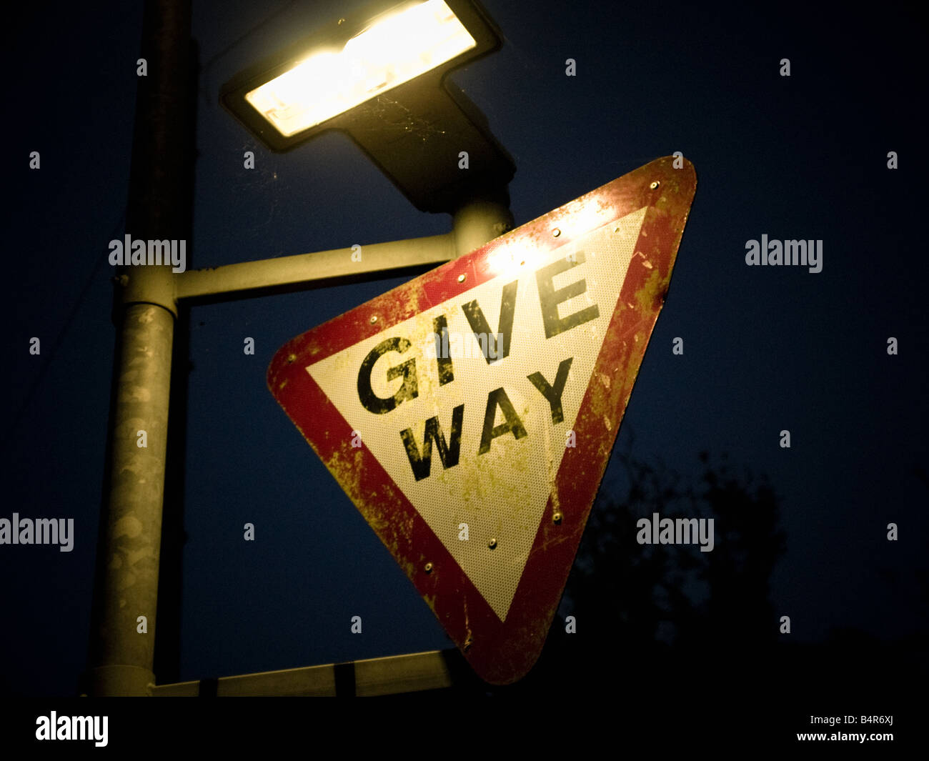 Give Way sign Stock Photo - Alamy