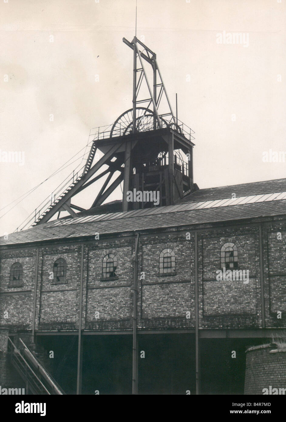 Pithead gear at Craghead Colliery October 1963 Stock Photo - Alamy