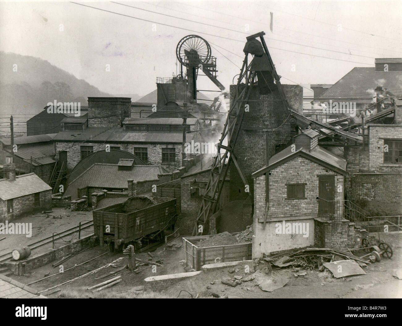 Sacriston Pit in February 1939 Stock Photo - Alamy