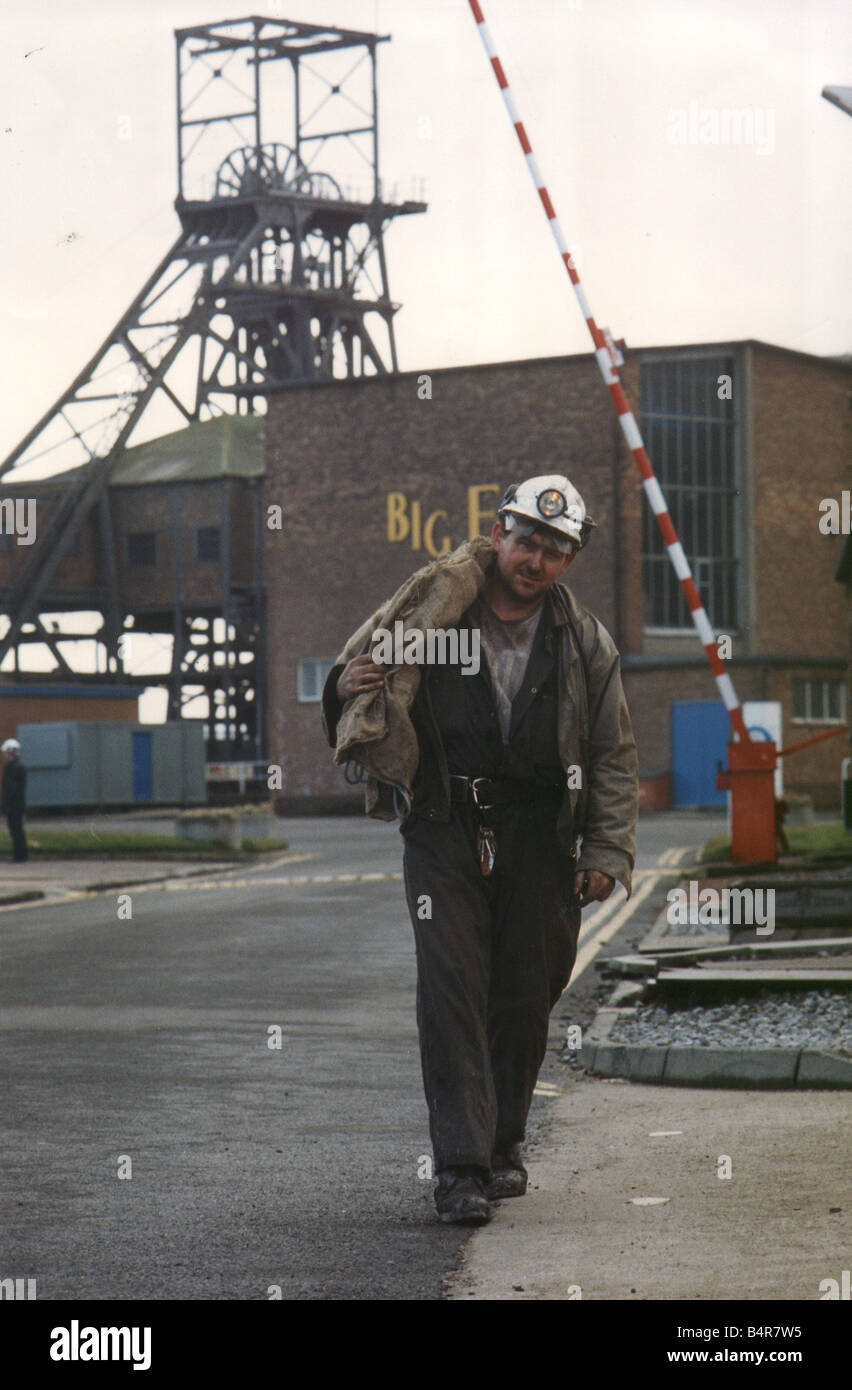 A miner walks home from Ellington Colliery in Febrauary 1994 Stock ...