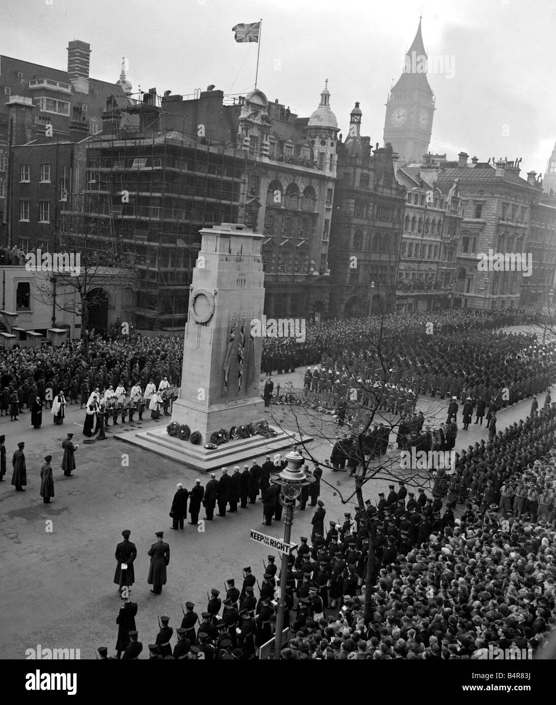 The monument, london 1950s hi-res stock photography and images - Alamy