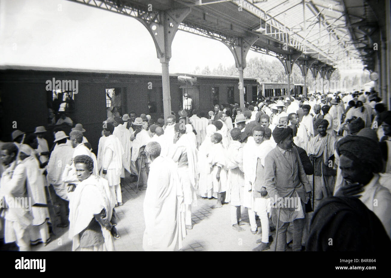 Train Station In 1930s High Resolution Stock Photography and Images - Alamy