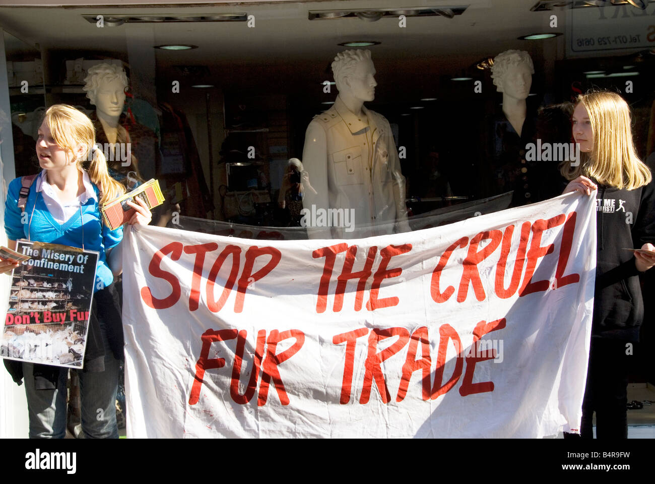 Anti fur trade hi-res stock photography and images - Alamy