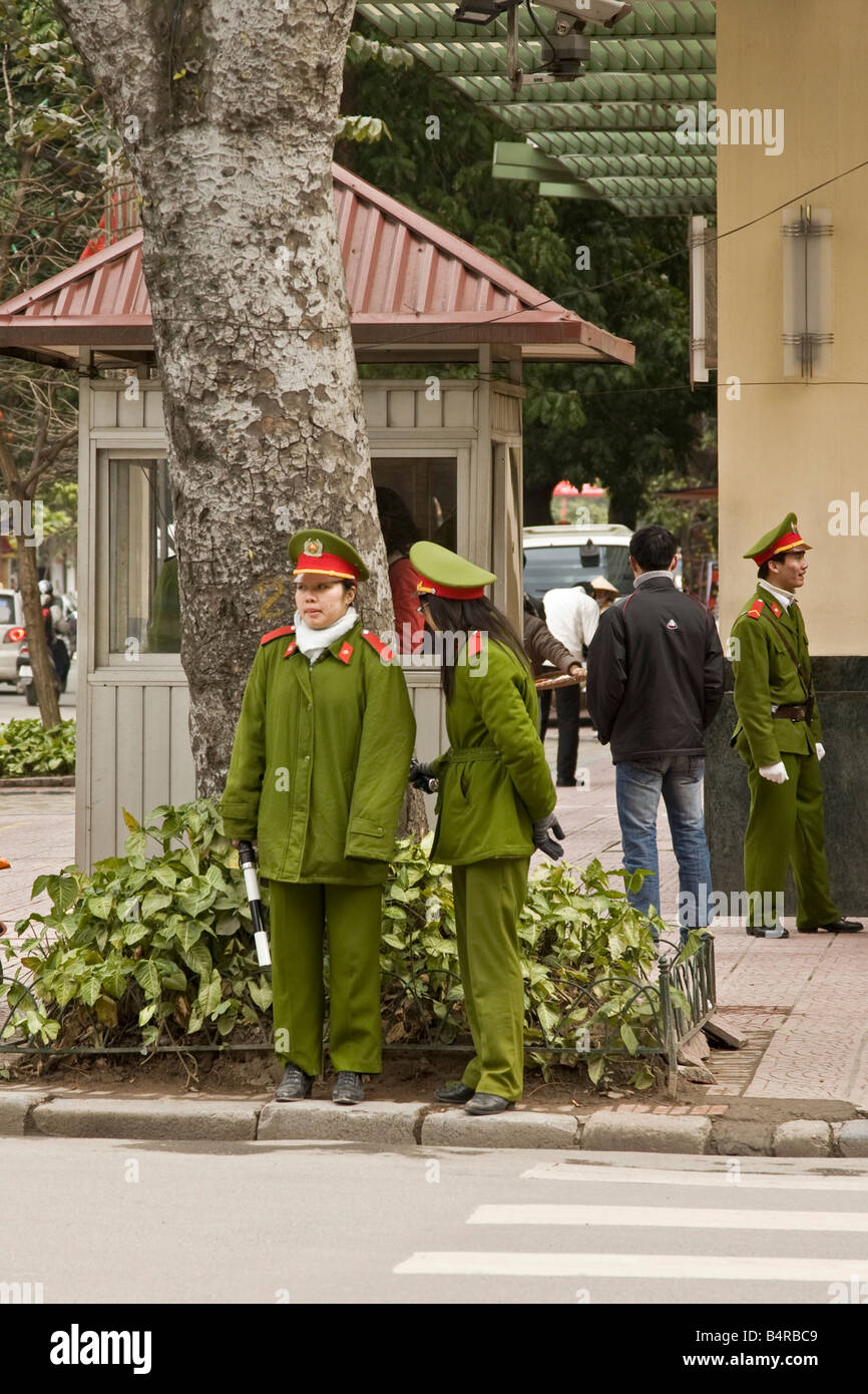 Vietnam uniform hi-res stock photography and images - Alamy
